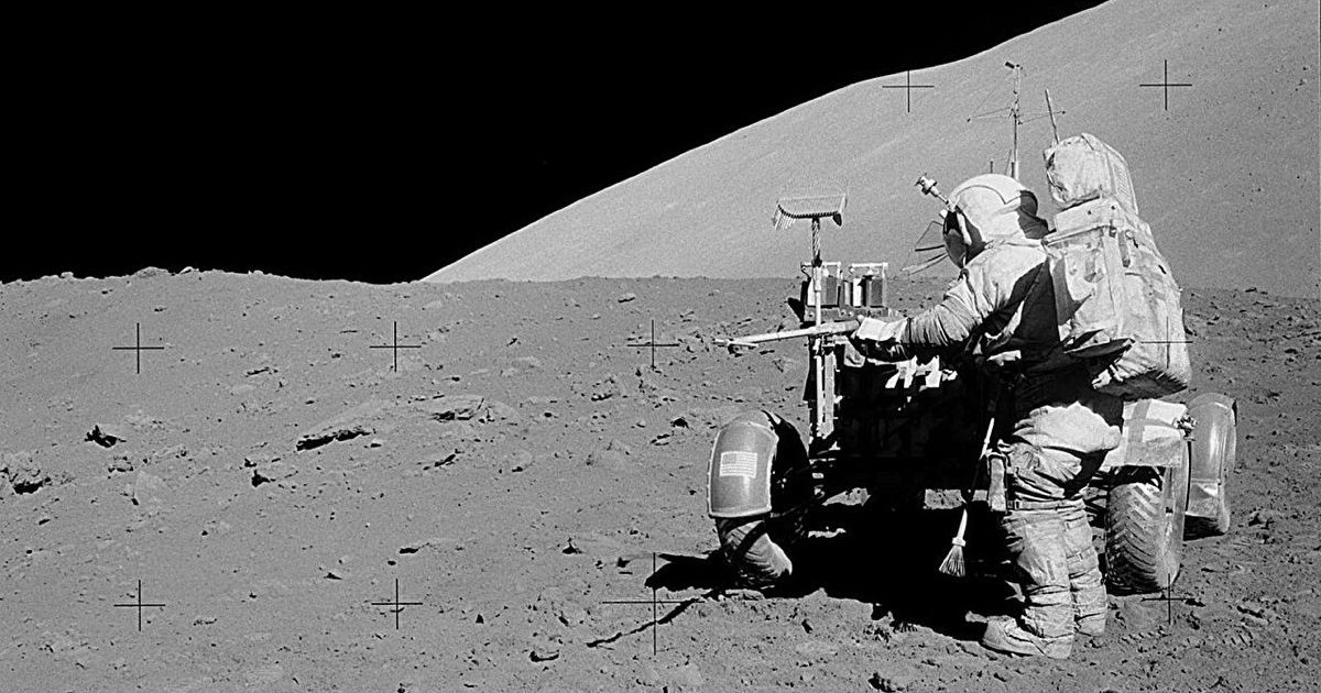 Εντοπίστηκε ένα νέο εξωτικό στοιχείο σε σεληνιακή σκόνη της αποστολής Apollo 17 από το 1972!